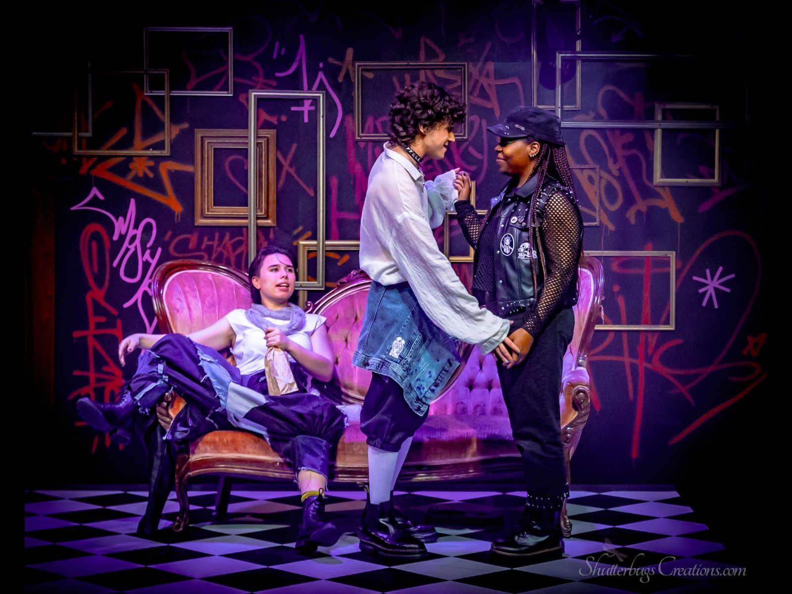 Theatre Prometheus' ‘The Roaring Girl’ gives gender lib a shout-out ...